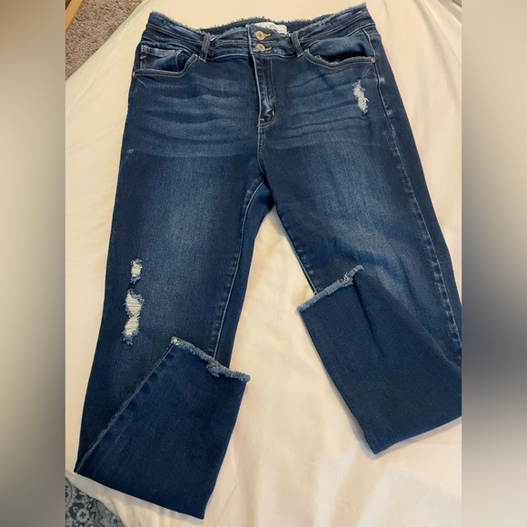 KanCan | Jeans | Kancan Blue Jeans With Very Minimal Distressing And No ...